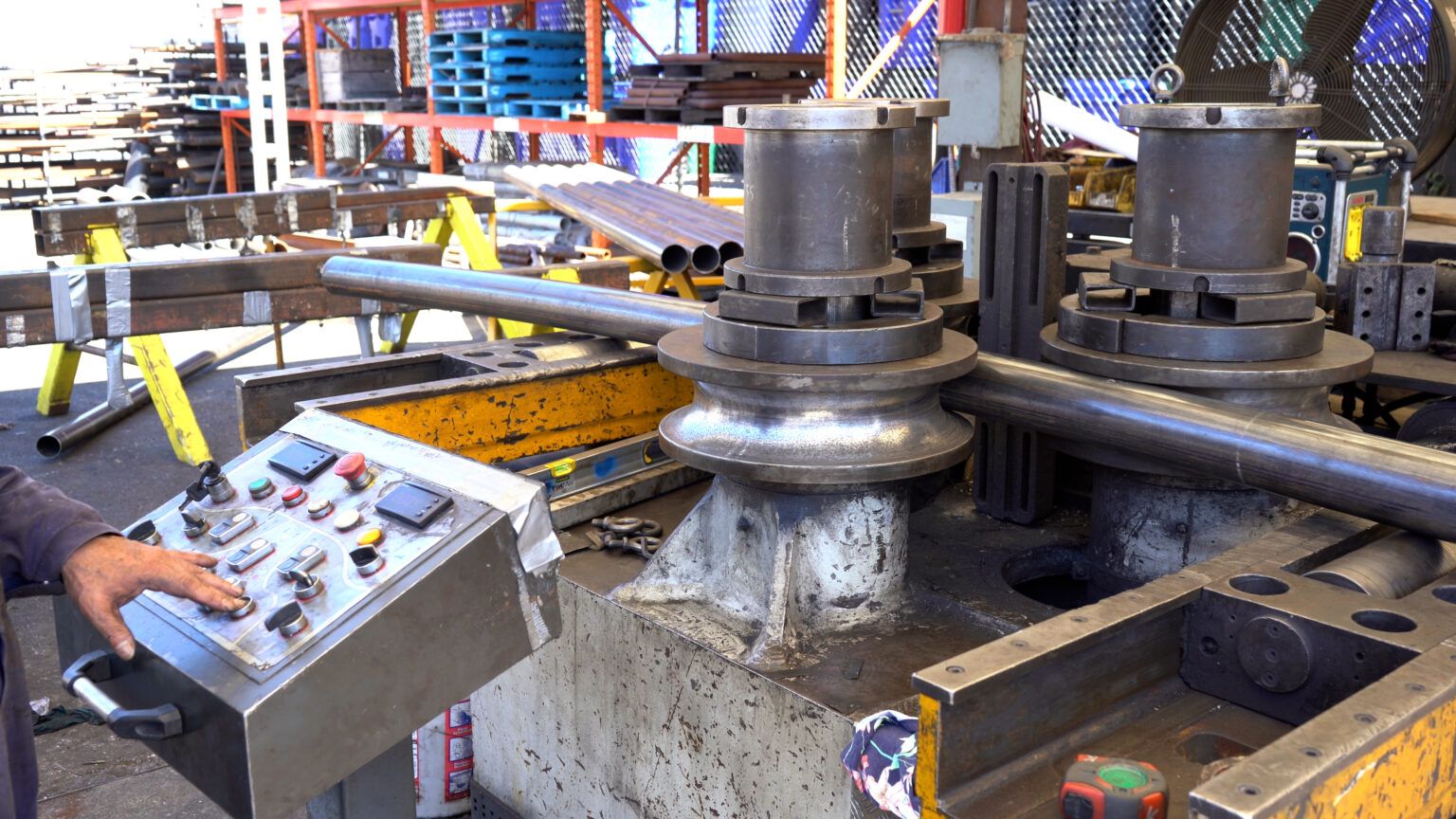 Máquina dobladora de tubos grandes ¿Por qué elegir a Aggressive Tube ...